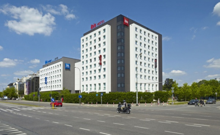 Hotel Ibis Warszawa Reduta sala konferencyjna Warszawa - MojeKonferencje.pl